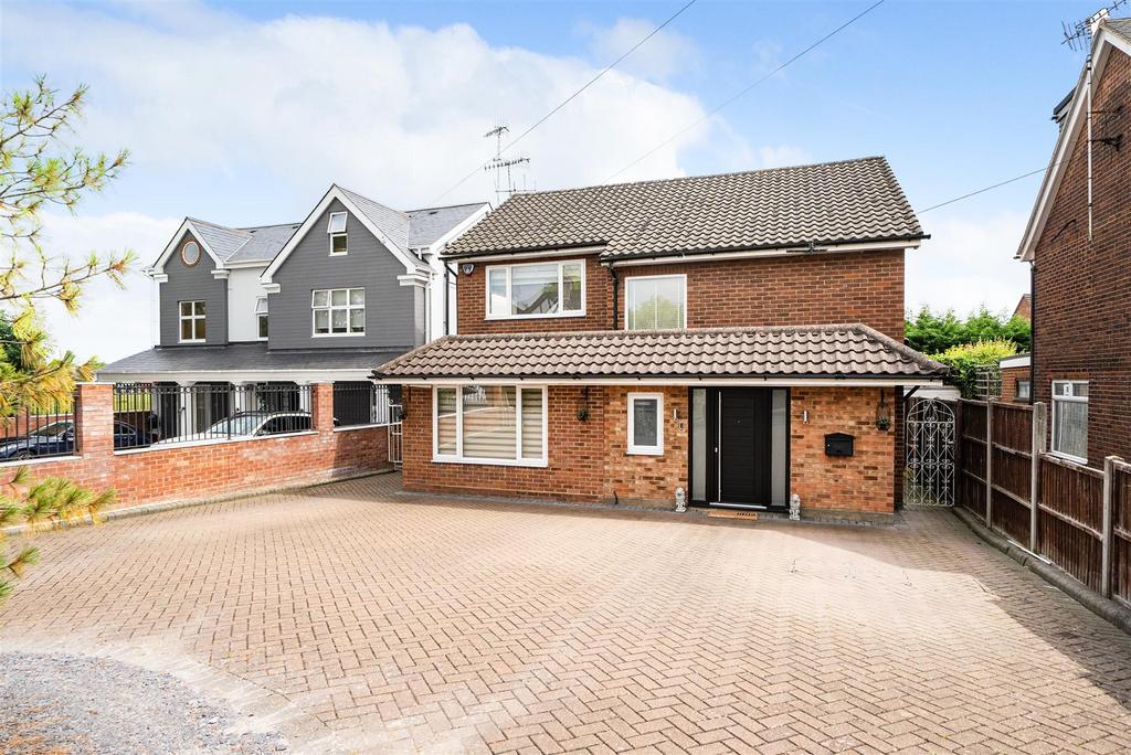 Little Bushey Lane, Bushey WD23 3 bed detached house - £950,000