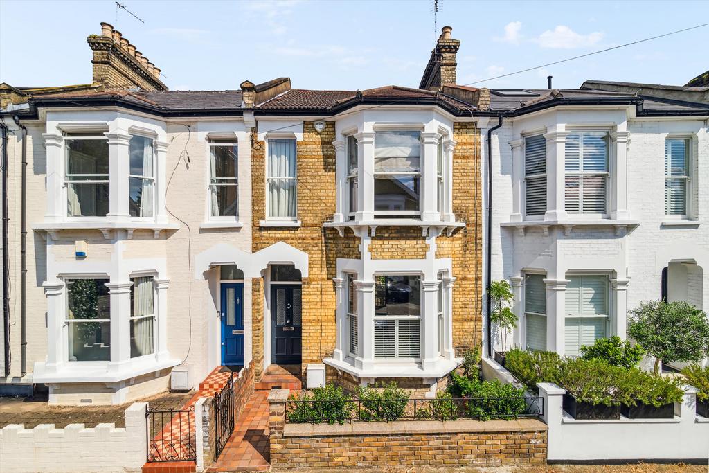 Sutton Lane North, Chiswick, London, W4. 3 bed terraced house - £1,200,000