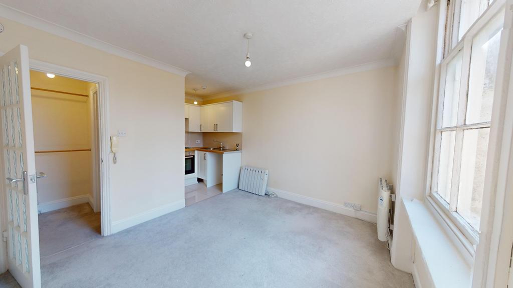 Eaton Place, Brighton, BN2 1 bed flat - £1,025 pcm (£237 pw)
