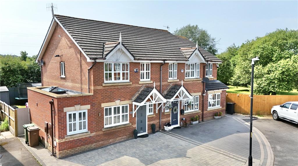 Dorchester Park, Prenton, Wirral, CH43 3 bed semi-detached house - £270,000