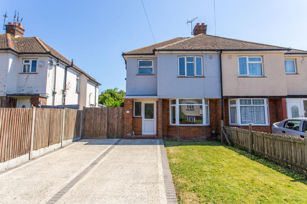 Prince Charles Road, Broadstairs, CT10 3 bed semi-detached house - £270,000