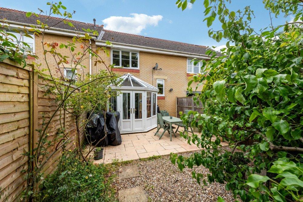 Skene Close, Oxford, OX3 2 bed terraced house - £1,600 pcm (£369 pw)