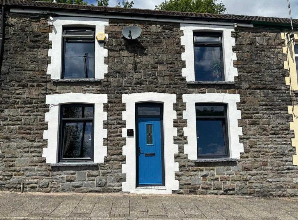 Ferndale CF43 3 bed terraced house - £134,995