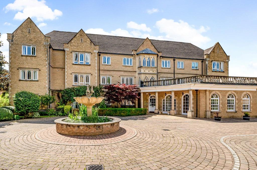 Burford Lodge, Pegasus Grange, OX1 4QG 3 bed apartment - £695,000
