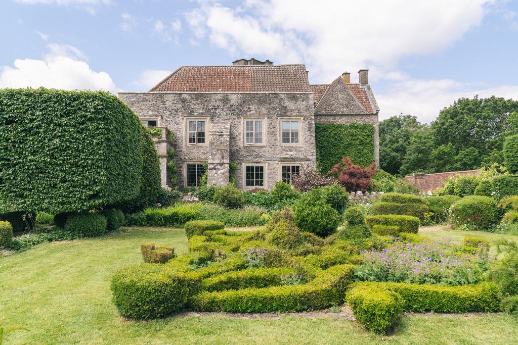 Chelvey Court, Chelvey, Somerset 10 bed detached house - £3,300,000