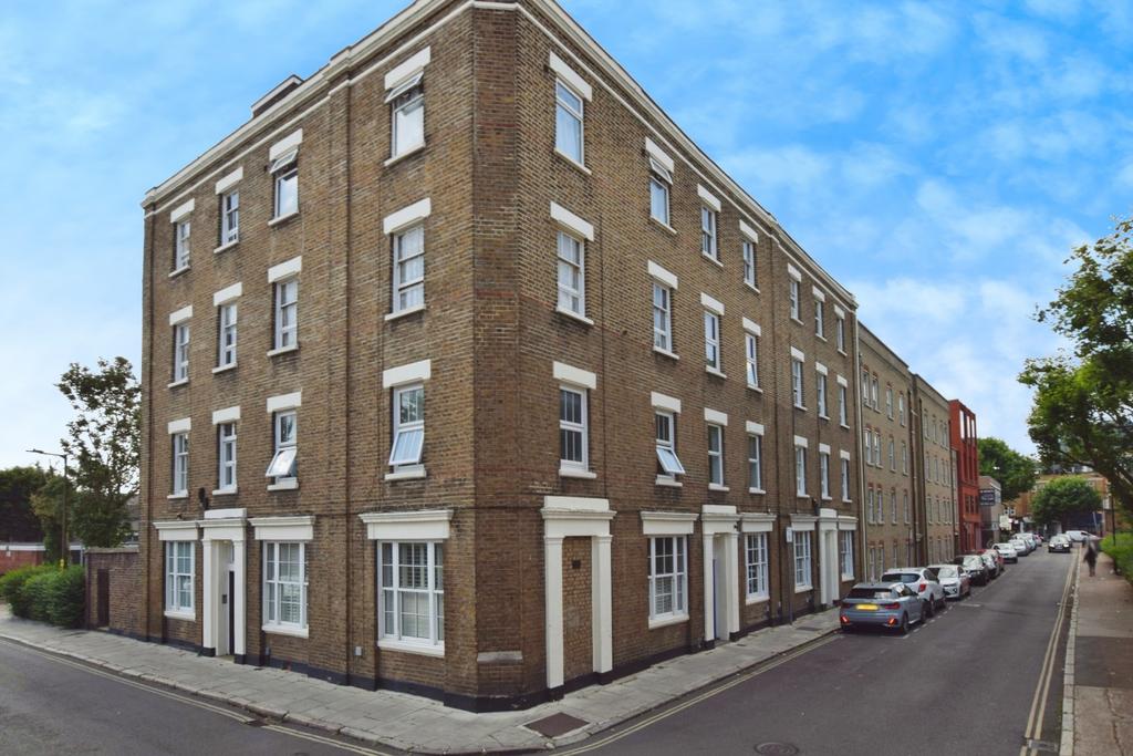 Leroy Street Southwark SE1 1 bed flat - £1,473 pcm (£340 pw)