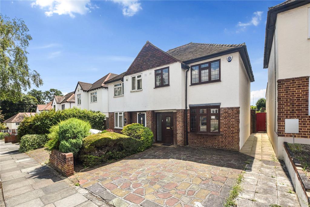 Arcadian Avenue, Bexley, Kent, DA5 3 bed semi-detached house - £500,000