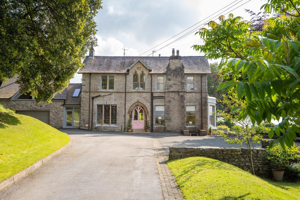 1 Arnbarrow, Sandside, LA7 7HP 4 bed semi-detached house for sale - £ ...