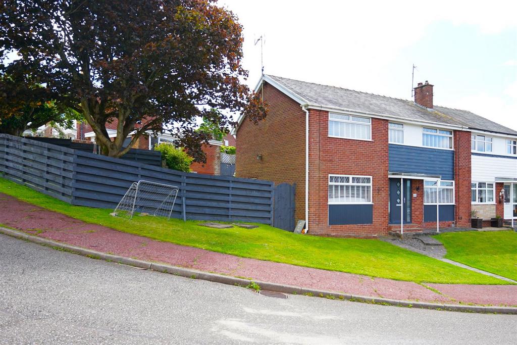 Whitebeam Gardens, Barrow-In-Furness 4 bed semi-detached house - £323,000