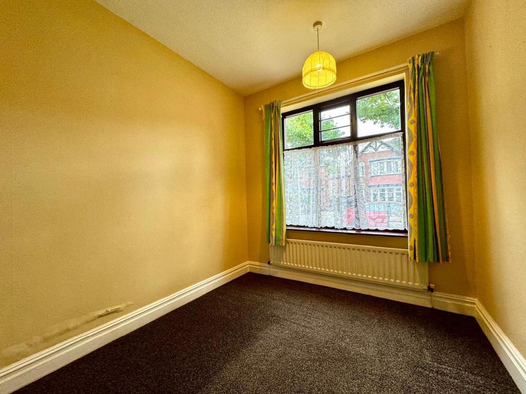 Laburnum Road, Redcar 2 bed semi-detached bungalow - £120,000