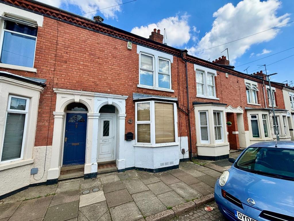 Clarke Road, Abington, Northampton NN1 4 bed terraced house - £200,000