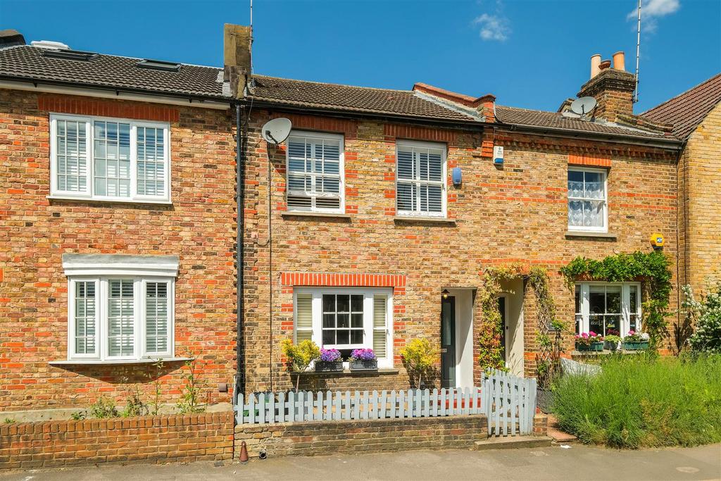 Cowley Road, Wanstead 2 bed terraced house - £775,000