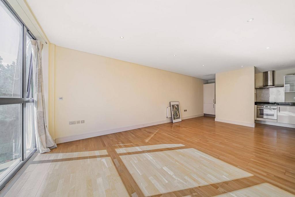 Trafalgar Point, Islington, London, N1 1 bed flat - £350,000