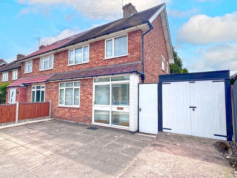 Charles Road, Tipton 3 bed semi-detached house - £260,000