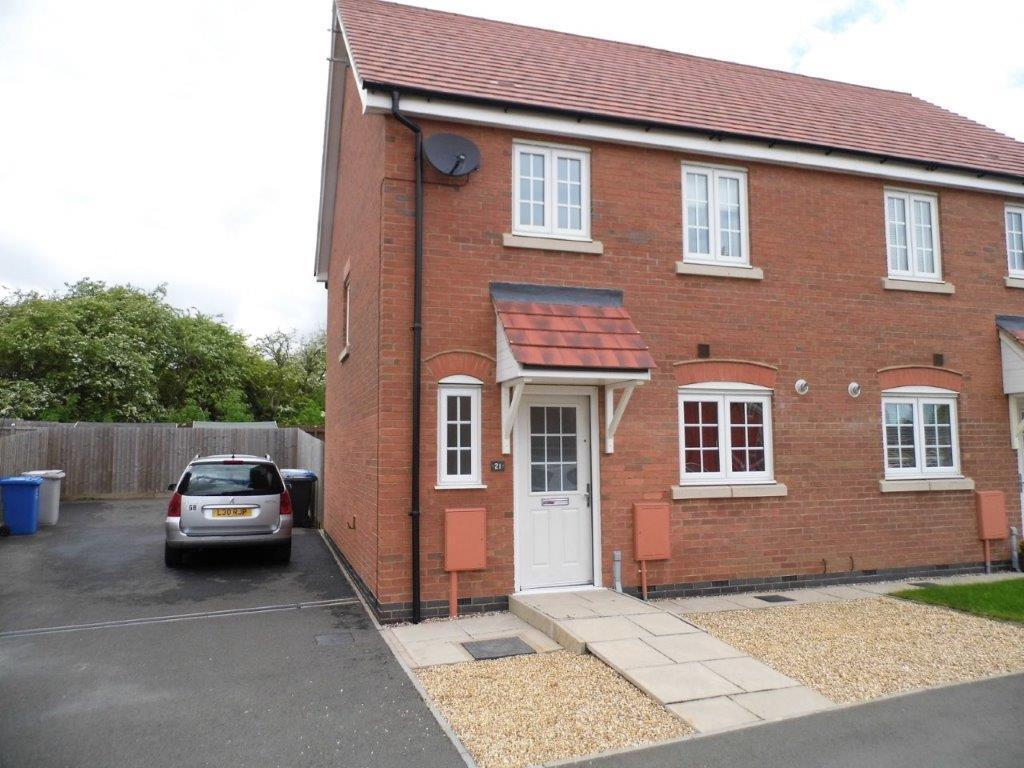 Desborough NN14 3 bed semi-detached house - £235,000