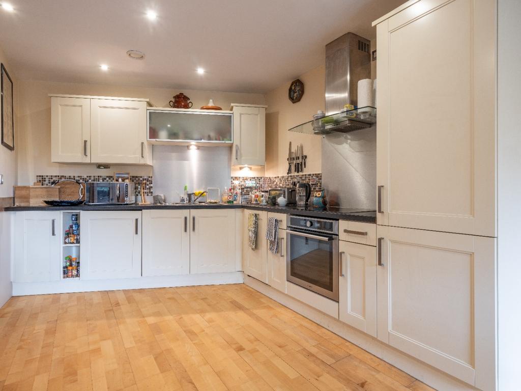 Manor Chare, Newcastle Upon Tyne NE1 2 bed apartment - £1,400 pcm (£323 pw)