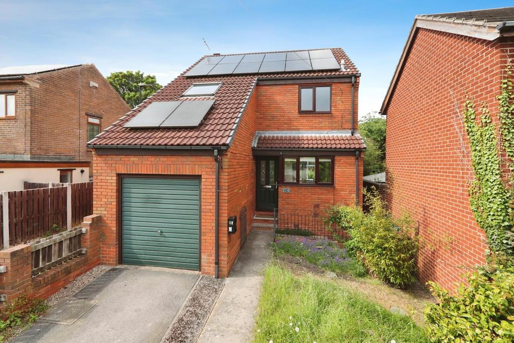 Burncross Road, Chapeltown, Sheffield 3 bed detached house for sale - £ ...