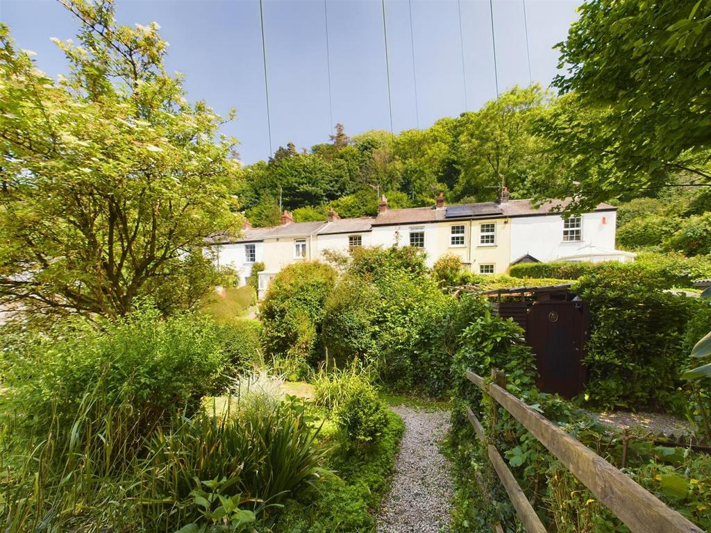 Slade Road, Ilfracombe EX34 2 bed cottage for sale - £235,000