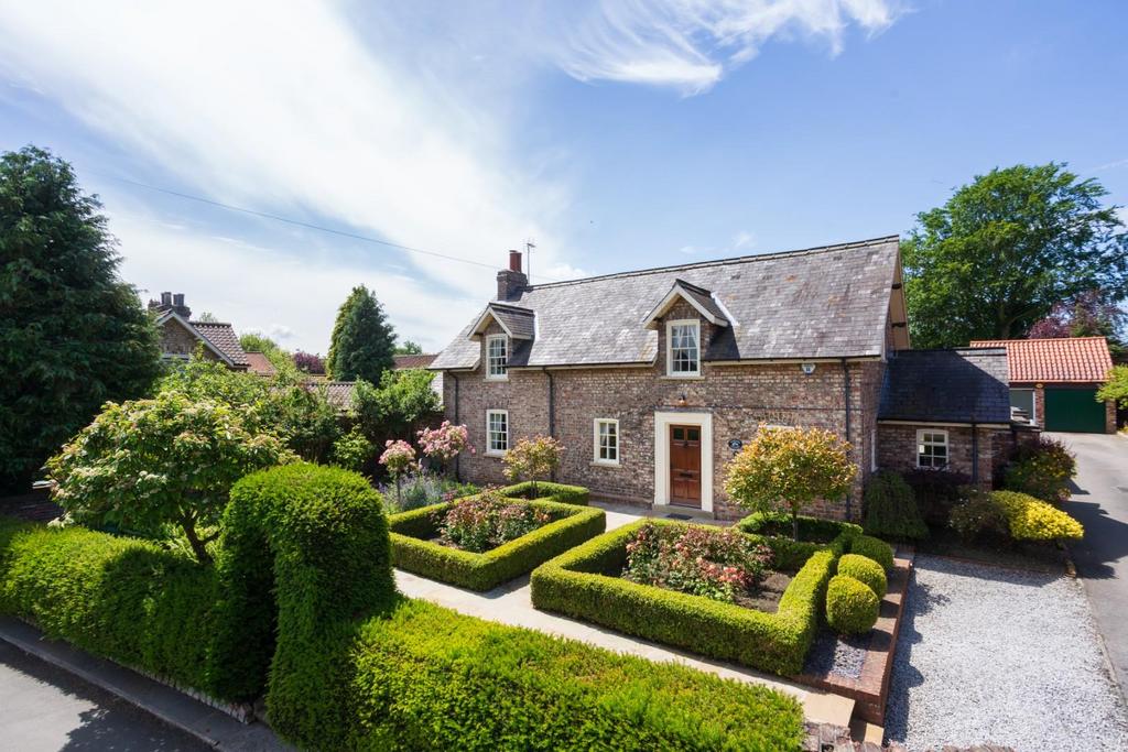 Main Street, Heslington, York 3 bed detached house for sale - £800,000
