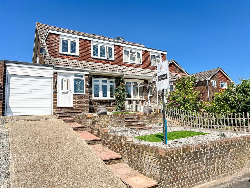 Kilmiston Drive Portchester 3 Bed Semi Detached House For Sale £325 000