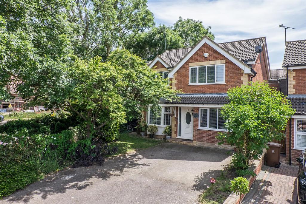 Bythorne Court, Rainham, Gillingham 5 bed detached house for sale - £ ...