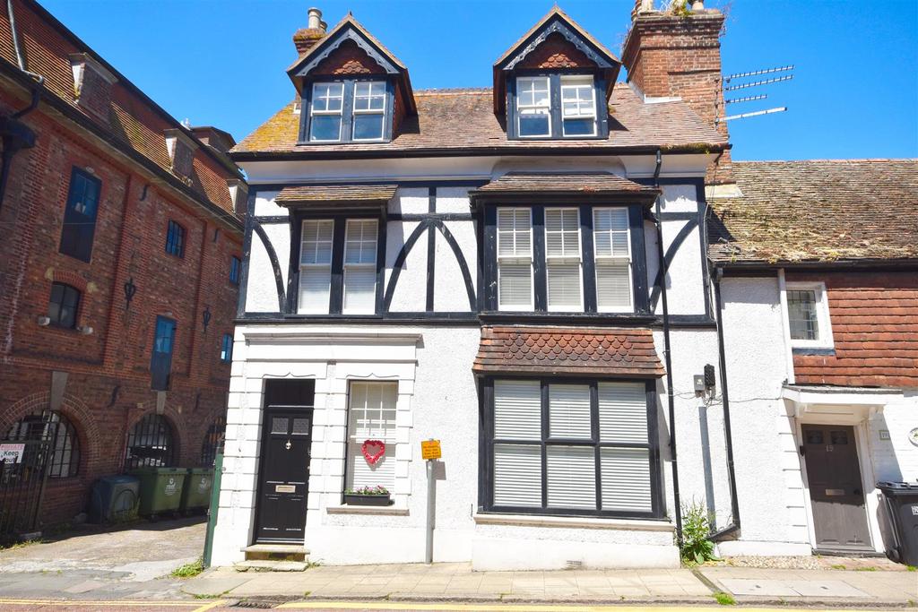 Tower Street, Rye 5 bed semi-detached house - £775,000