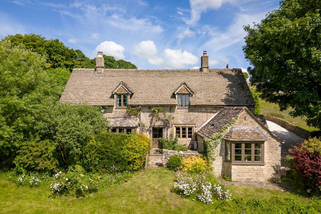 Hampnett GL54 5 bed detached house - £1,850,000