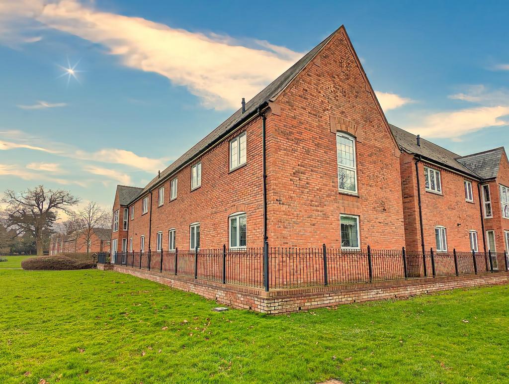 Fowke Street, Rothley, LE7 2 bed apartment for sale - £229,950