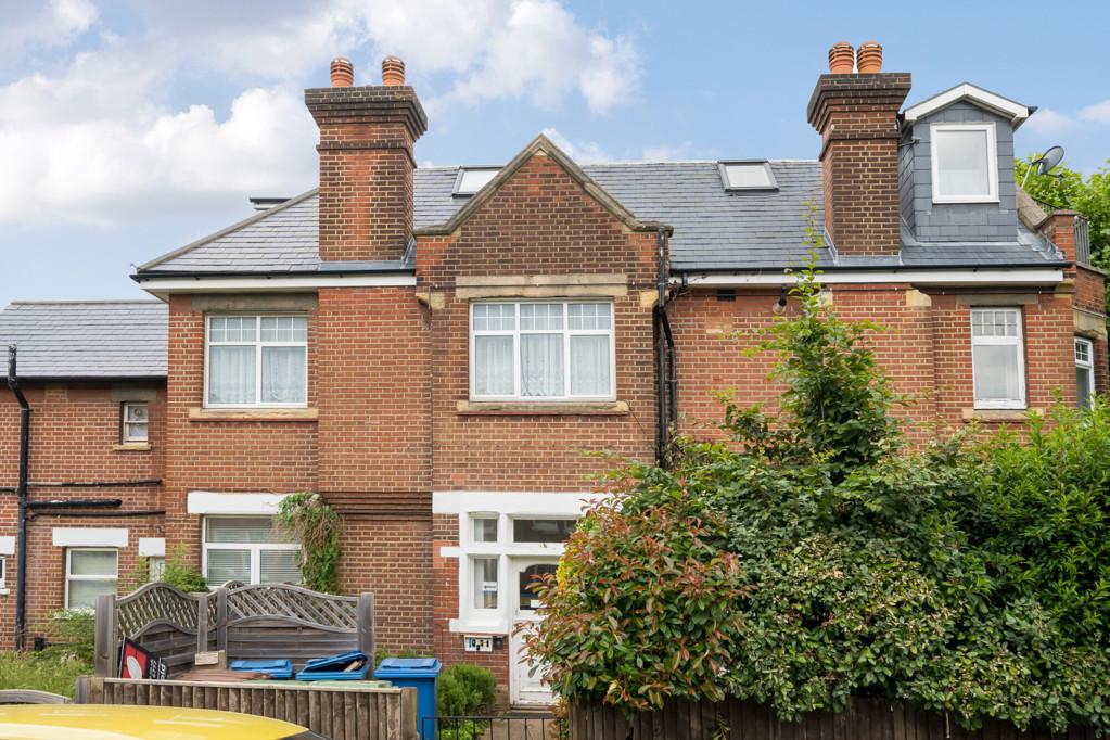 Inverton Road, Peckham, London 1 bed maisonette - £275,000