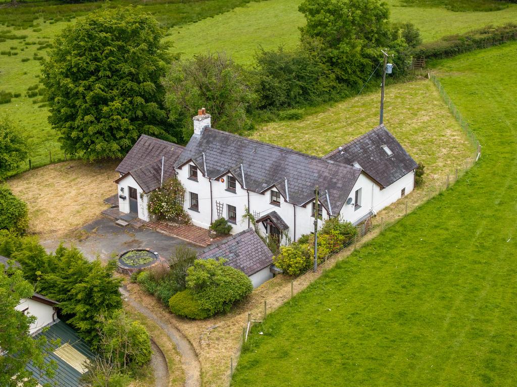 Cribyn, Lampeter, SA48 11 bed property with land for sale - £895,000