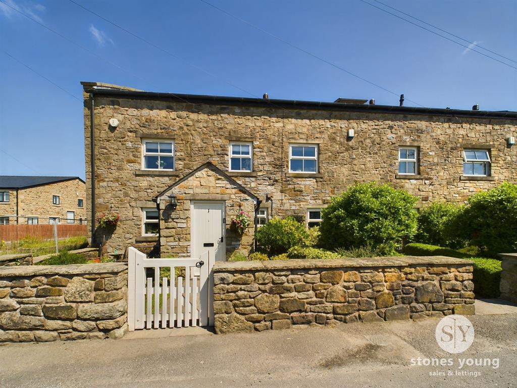 Spring Lane, Samlesbury, PR5 4 bed barn conversion - £395,000