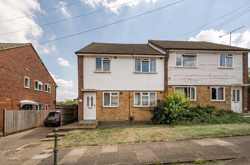 High Point, London SE9 2 bed ground floor maisonette - £300,000