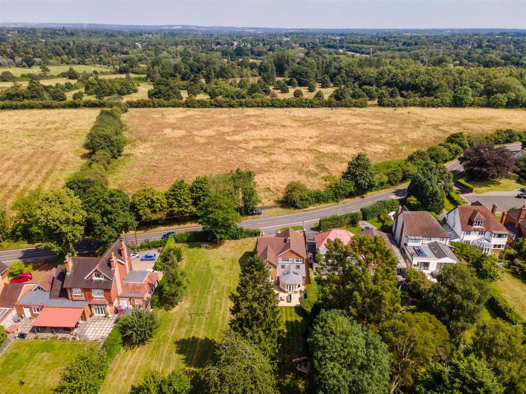 Widney Manor Road, Solihull 5 bed detached house - £850,000