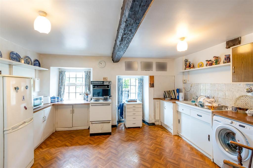 School Lane, Baslow, Bakewell 3 bed cottage for sale - £325,000
