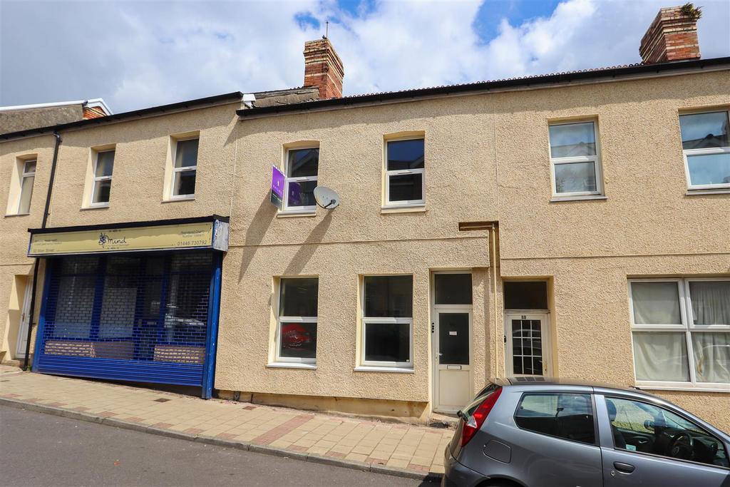 Main Street, Barry 2 bed flat - £135,000