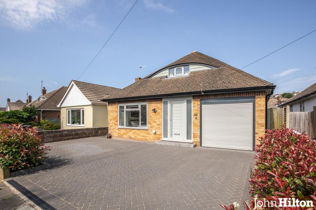 Saltdean Vale, Saltdean, Brighton 4 bed detached bungalow - £700,000