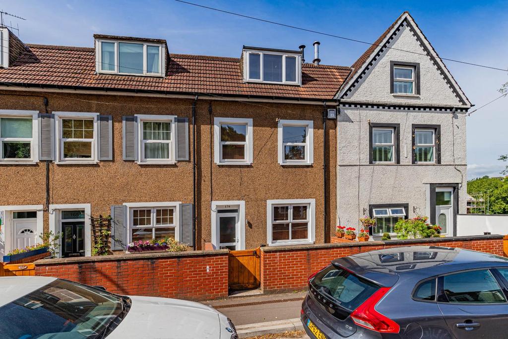 Windsor Road, Penarth CF64 3 bed terraced house - £350,000