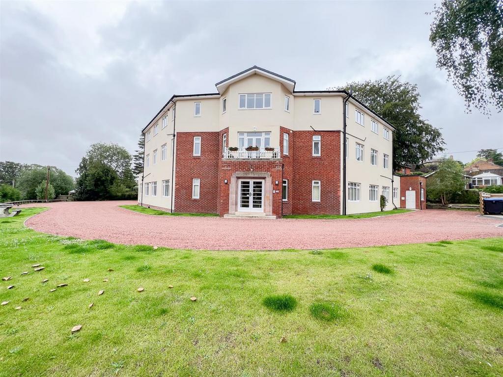 Ryecroft Rise, Wooler 2 bed ground floor flat - £159,950