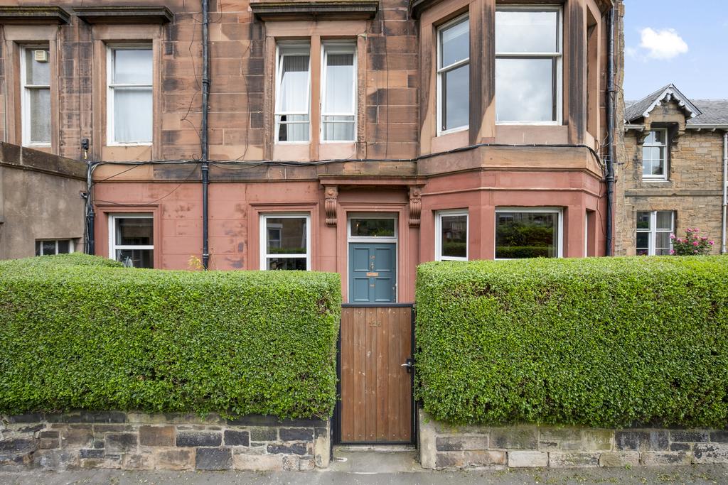 126 Viewforth, Edinburgh, EH10 4LN 6 bed flat - £595,000