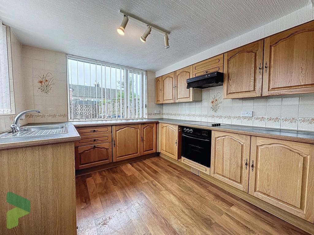 Cunliffe Close, Blackburn 2 bed semi-detached bungalow for sale - £190,000