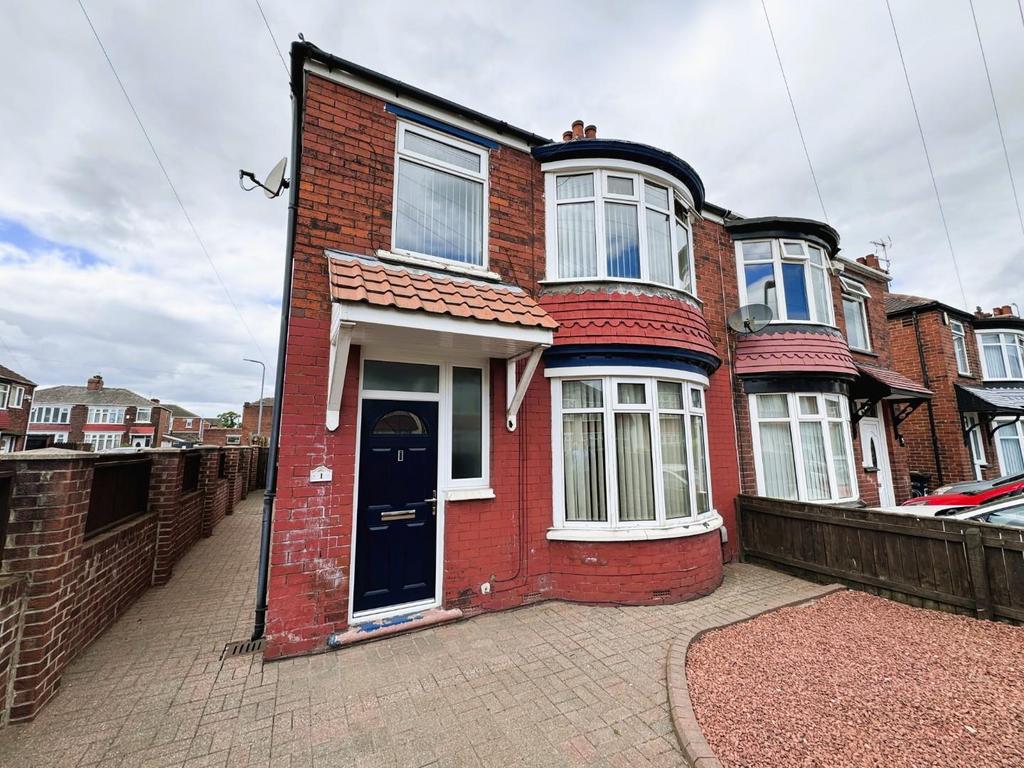 Montreal Place, Middlesbrough 3 bed semi-detached house - £120,000