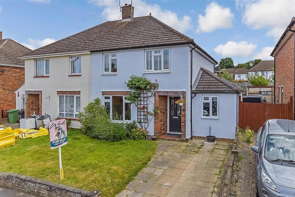 Staffa Road, Loose, Maidstone, Kent 4 bed semi-detached house - £450,000