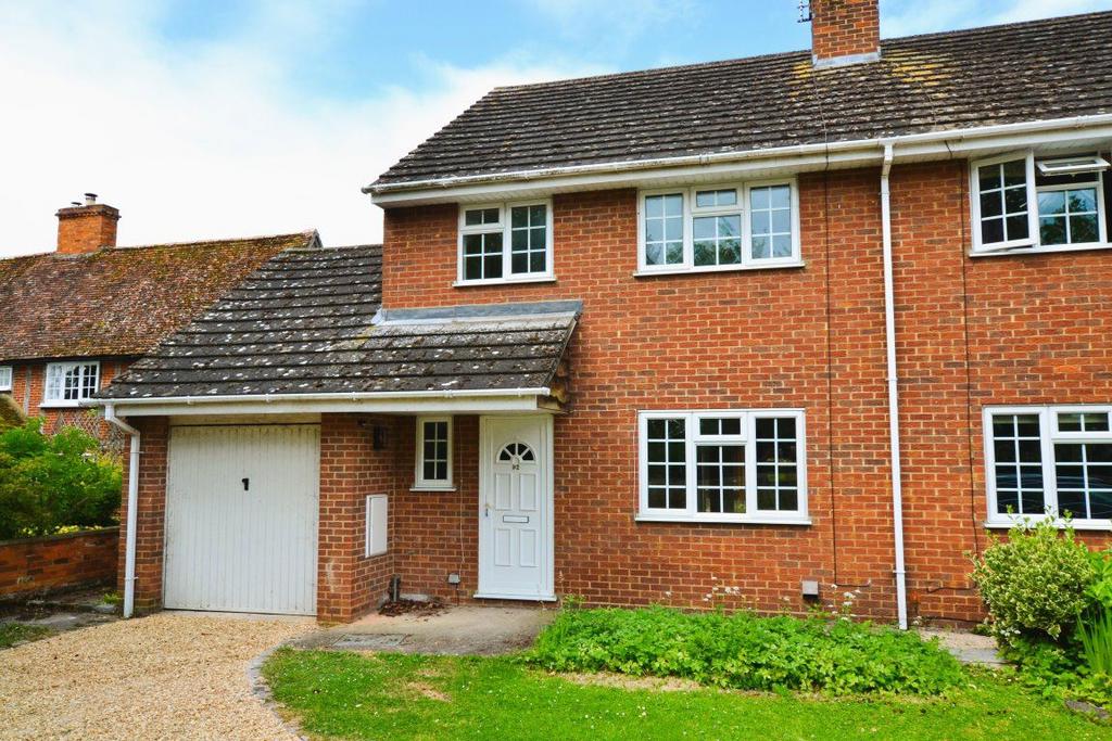 Shillington, Bedfordshire 3 bed semi-detached house - £1,575 pcm (£363 pw)