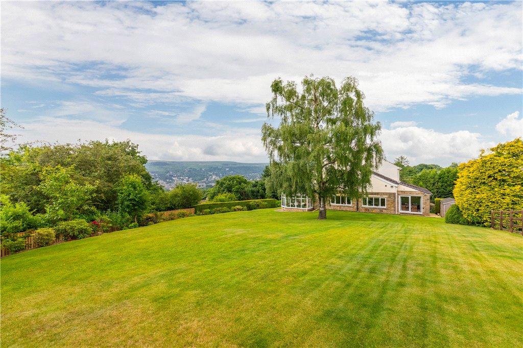 Curly Hill, Ilkley, West Yorkshire, LS29 4 bed detached house for sale ...