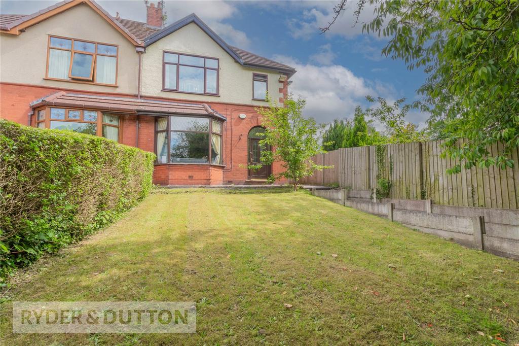 Alkrington Green, Alkrington... 4 bed semi-detached house - £445,000