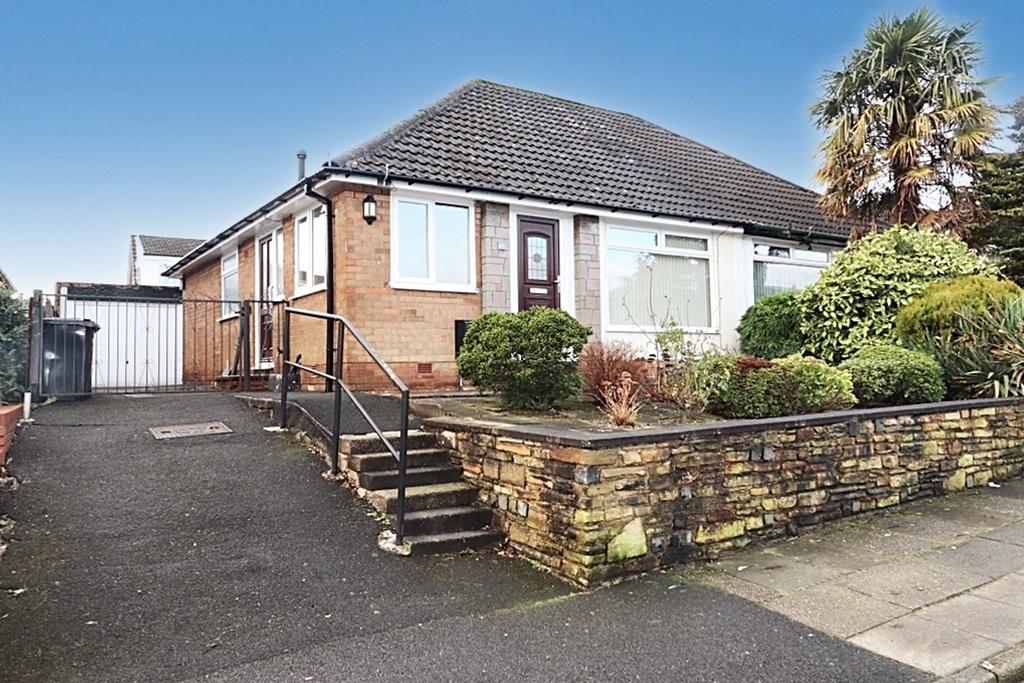 Chiltern Drive, Bury BL8 2 bed semi-detached bungalow for sale - £195,000