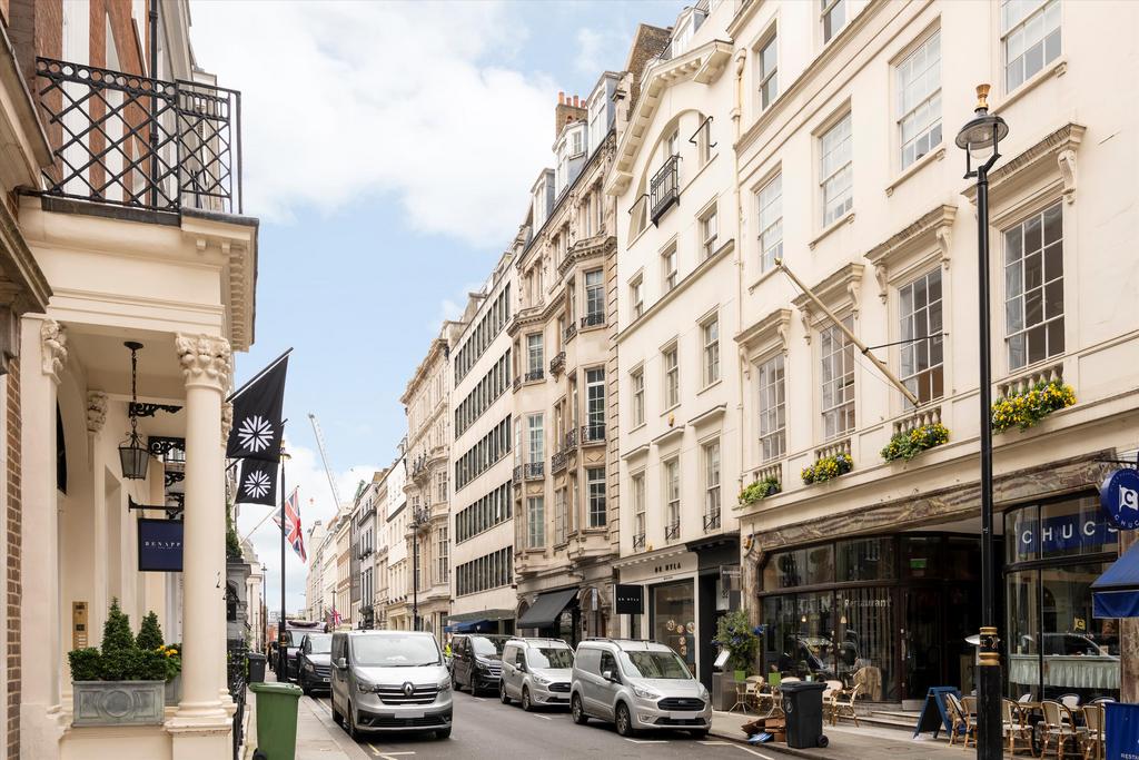 Dover Street, Mayfair, London, W1S 3 bed flat for sale - £2,280,000