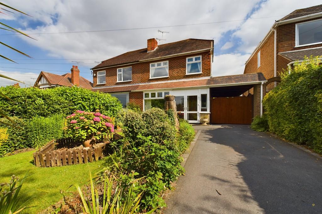 Bretby Lane, Bretby 3 bed semi-detached house for sale - £280,000