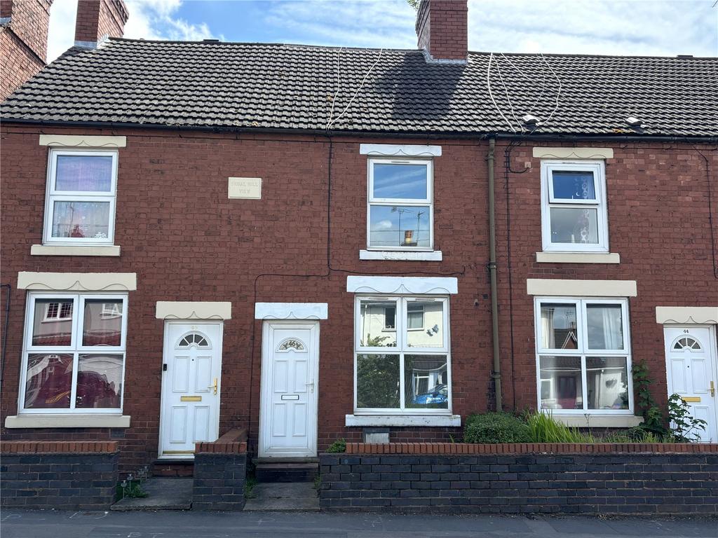 Pye Green Road, Cannock, Staffs, WS11 3 bed terraced house - £900 pcm ...
