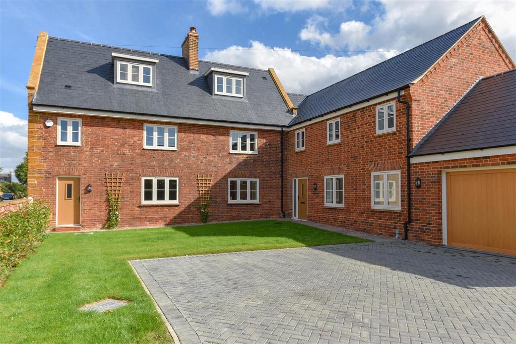Main Street, East Haddon, Northampton 5 bed country house - £1,000,000